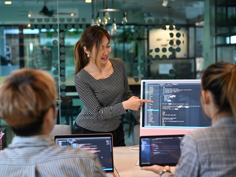 Web Blog 5 Expert Tips For Crafting Clean And Maintainable Code Vinlove Insights Navigating